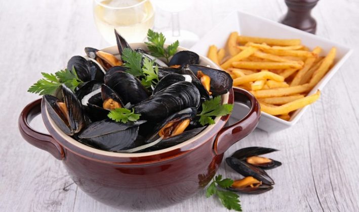 Moules frites au camembert de Normandie – Recettes Du Net